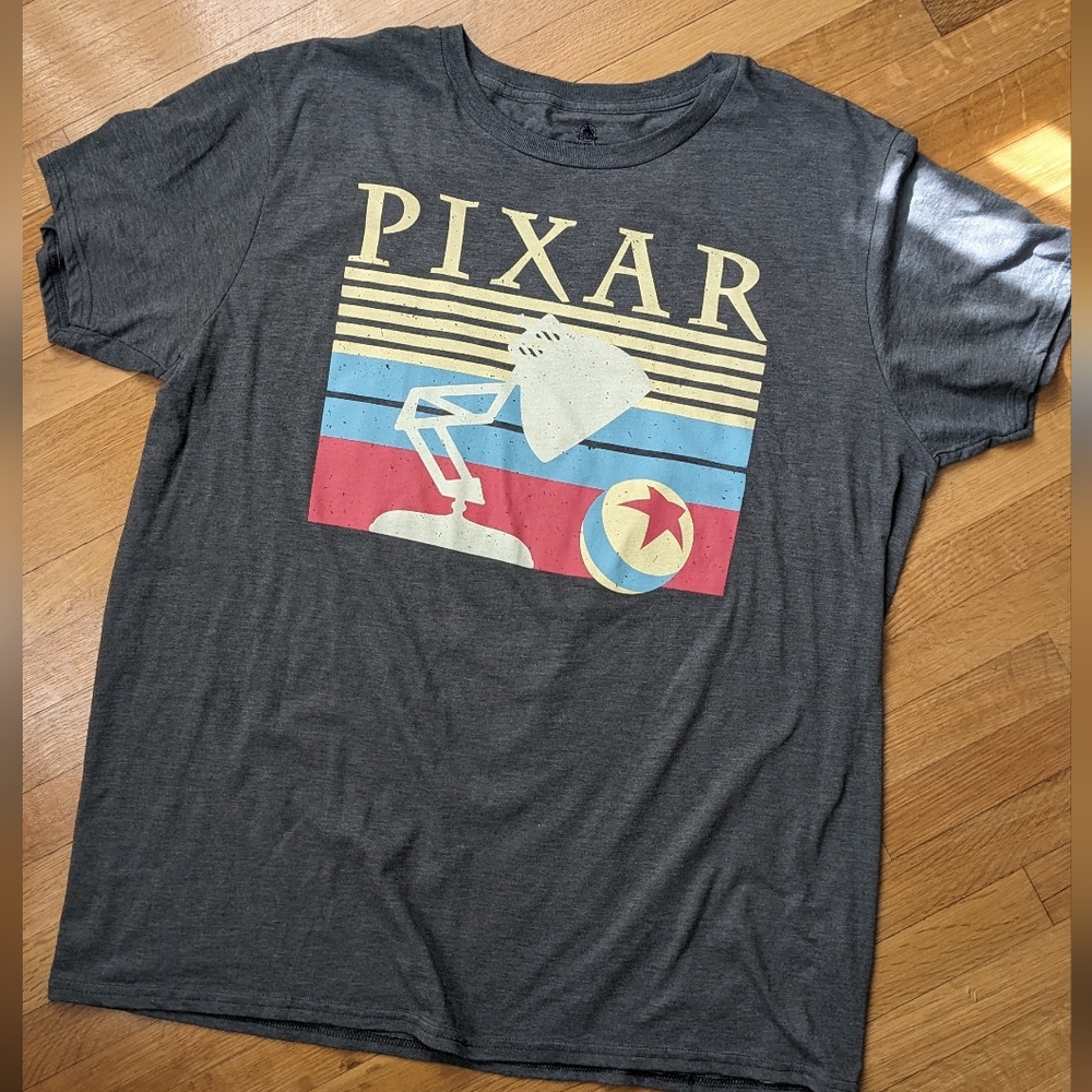 Disney Pixar Grey Tshirt. Logo Lamp Luxo & Ball. Size… - Gem